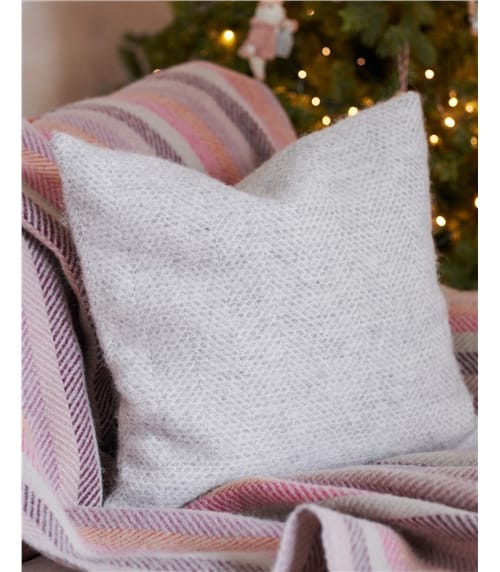 Home | Cushions