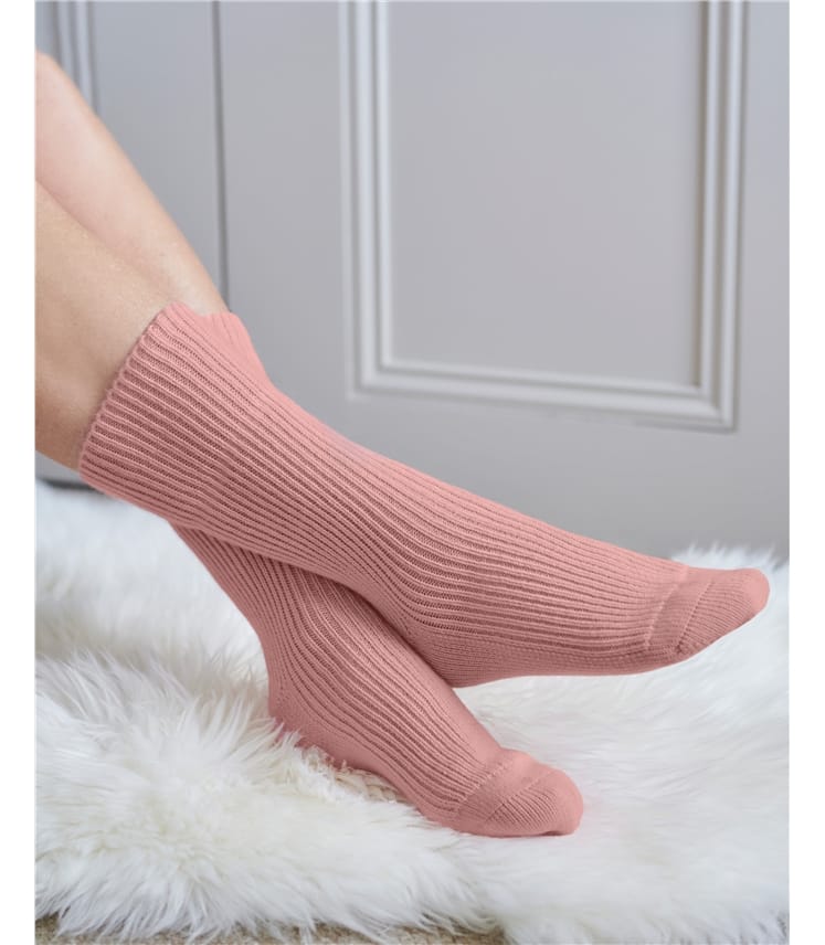 Dusty Rose | Ribbed Cashmere Socks | WoolOvers UK