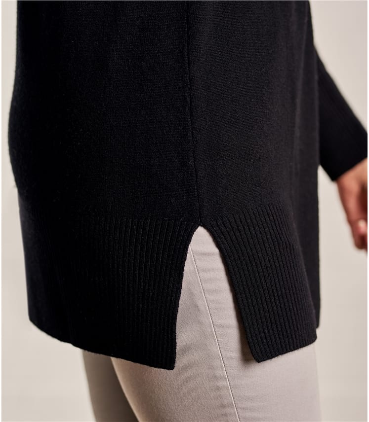 Black 90% Merino 10% Cashmere | Womens Cashmere Merino Deep V Neck Tunic