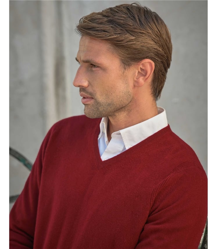 Berry Red | Mens Cashmere V Sweater | WoolOvers US