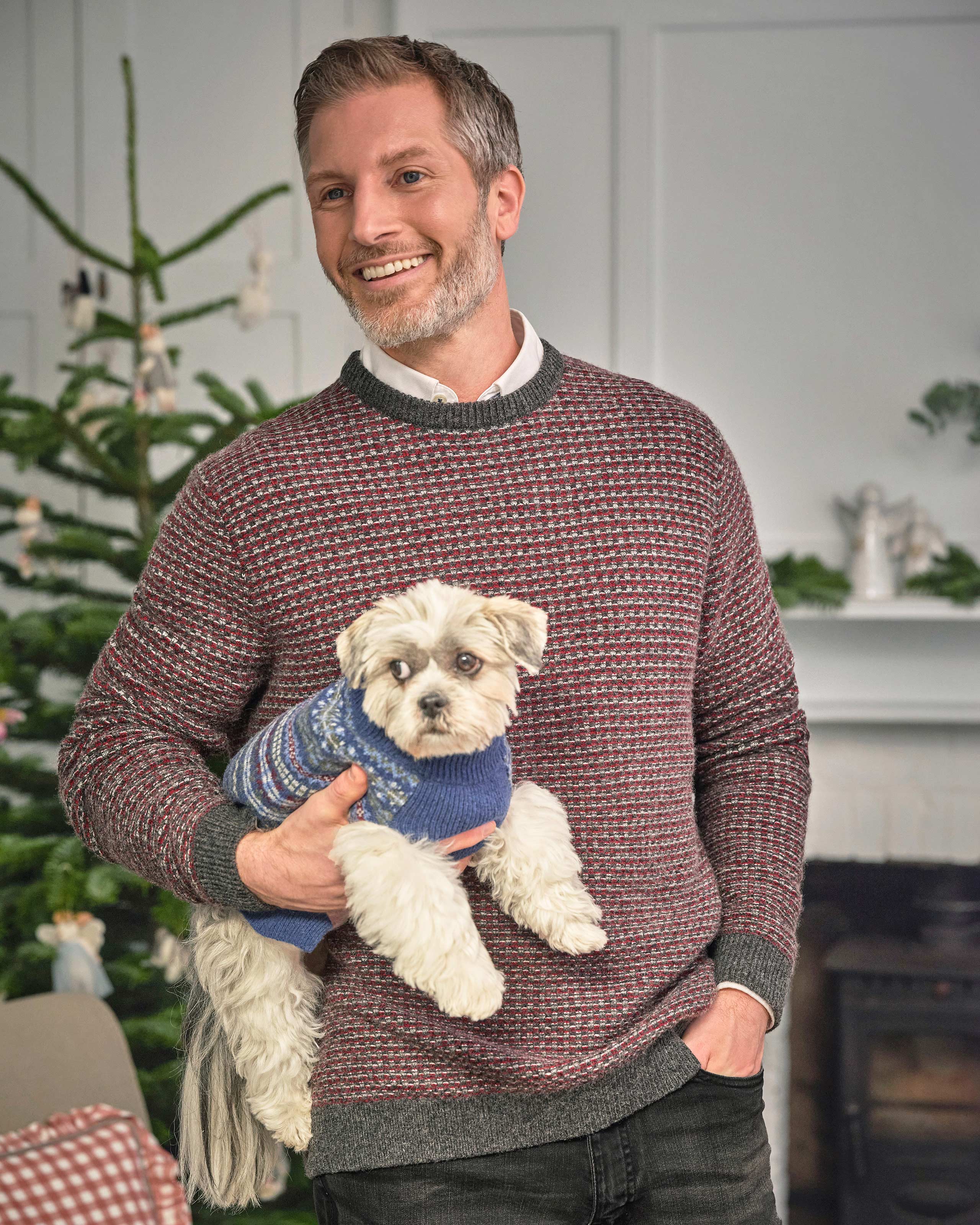 Grey/Red | Textured Stitch Sweater | WoolOvers US
