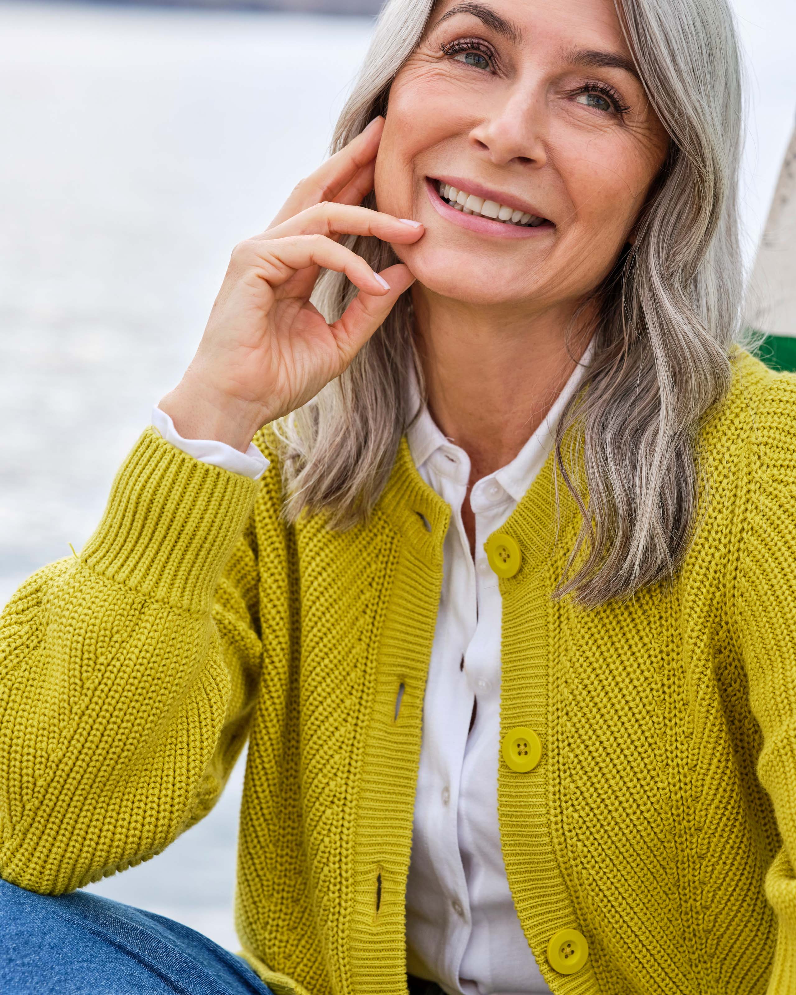 Chartreuse | Cardigan ras du cou à points chevrons - femme | WoolOvers FR