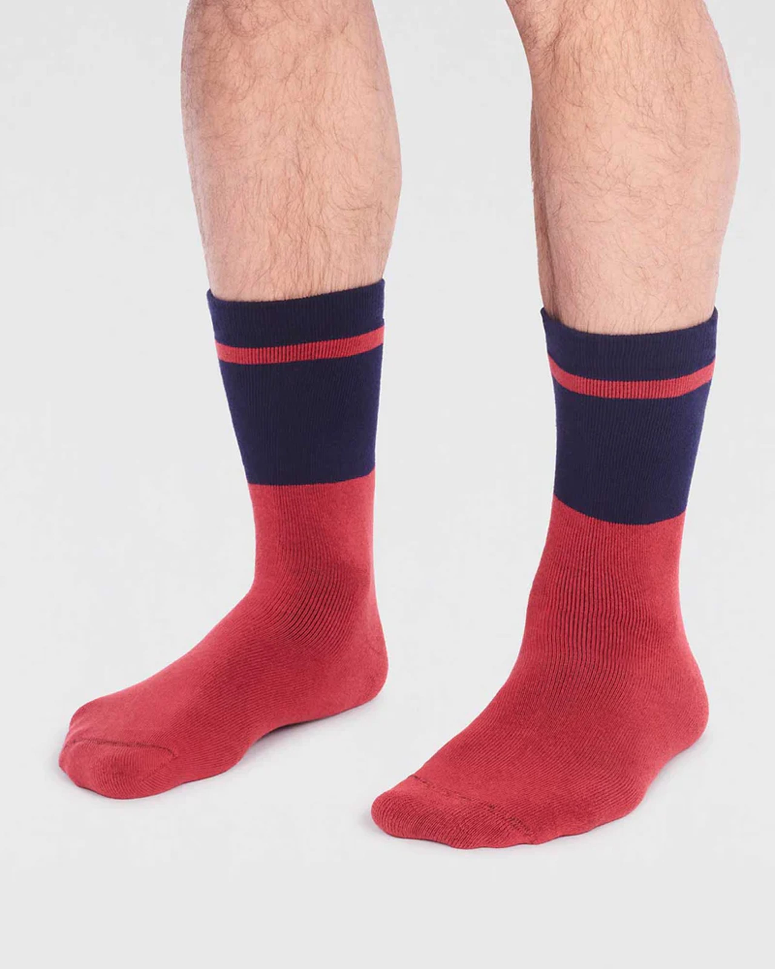 Red/Navy | Gordon Organic Cotton Plain Walker Socks | WoolOvers US