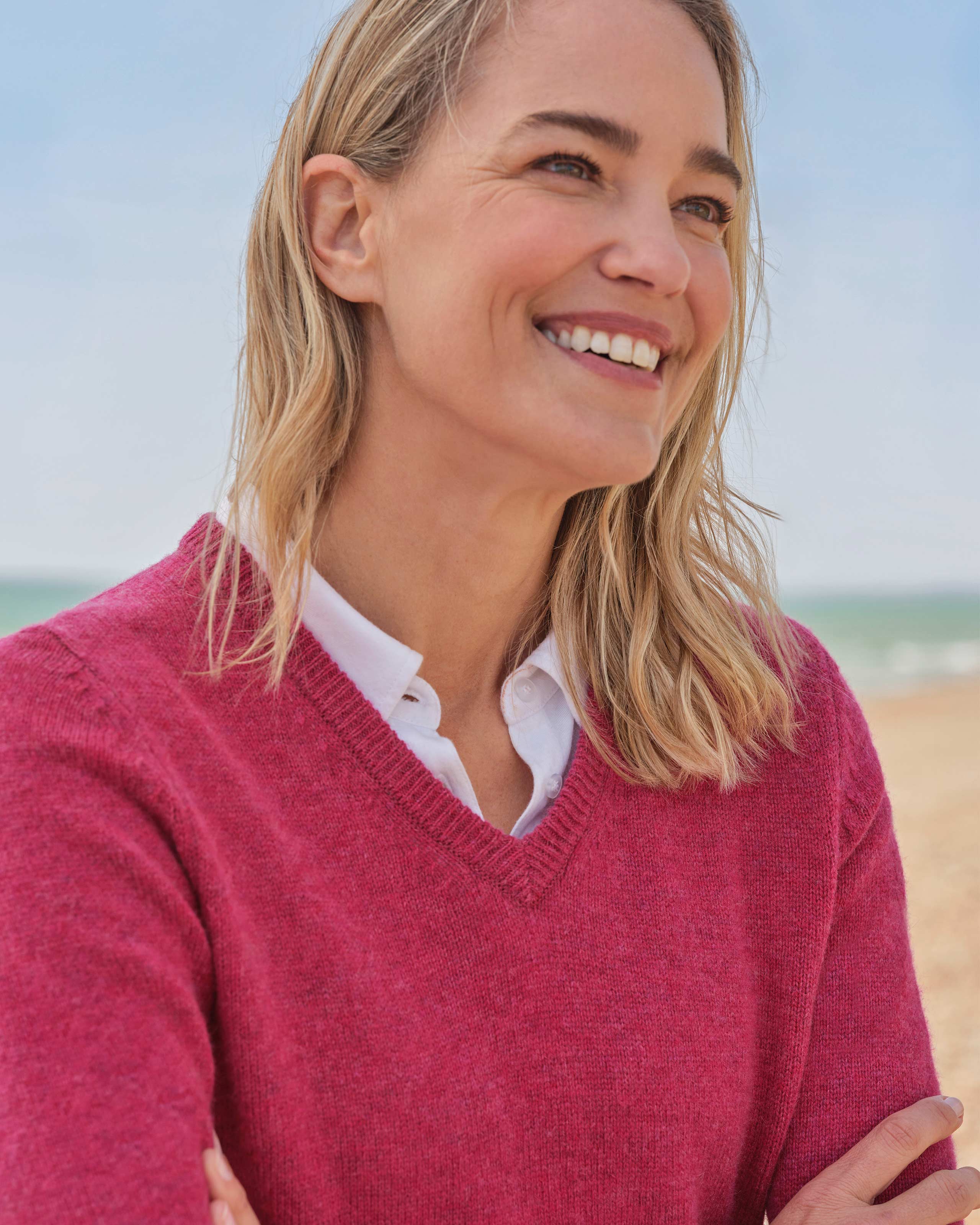 Berry Juice | Womens Lambswool V Neck Sweater | WoolOvers US