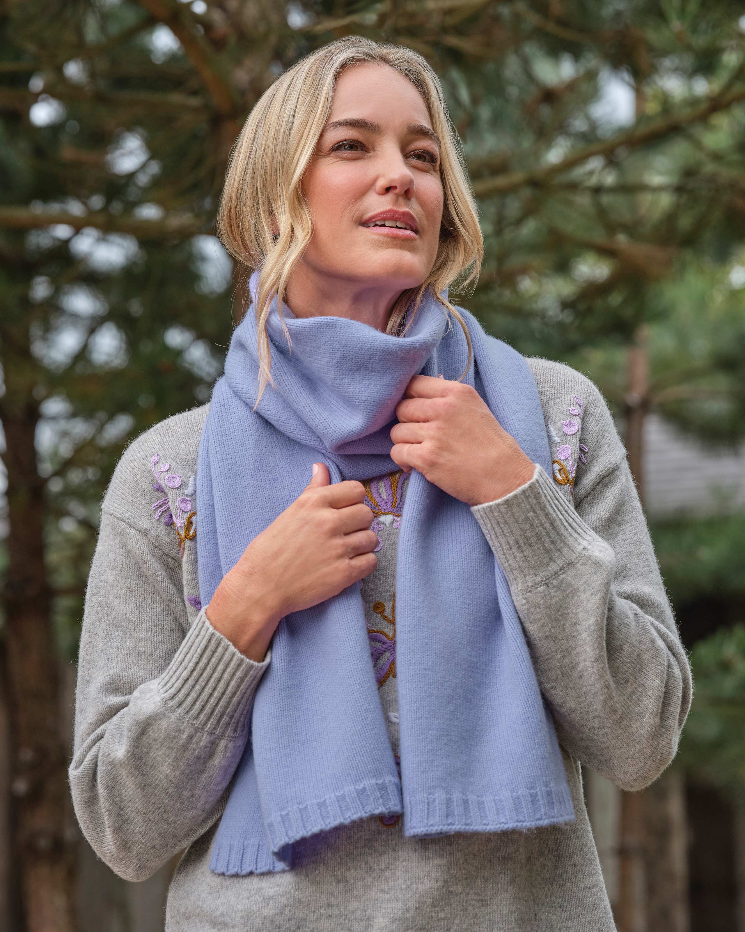Soft Bluebell | Womens Essential Lambswool Scarf | WoolOvers UK