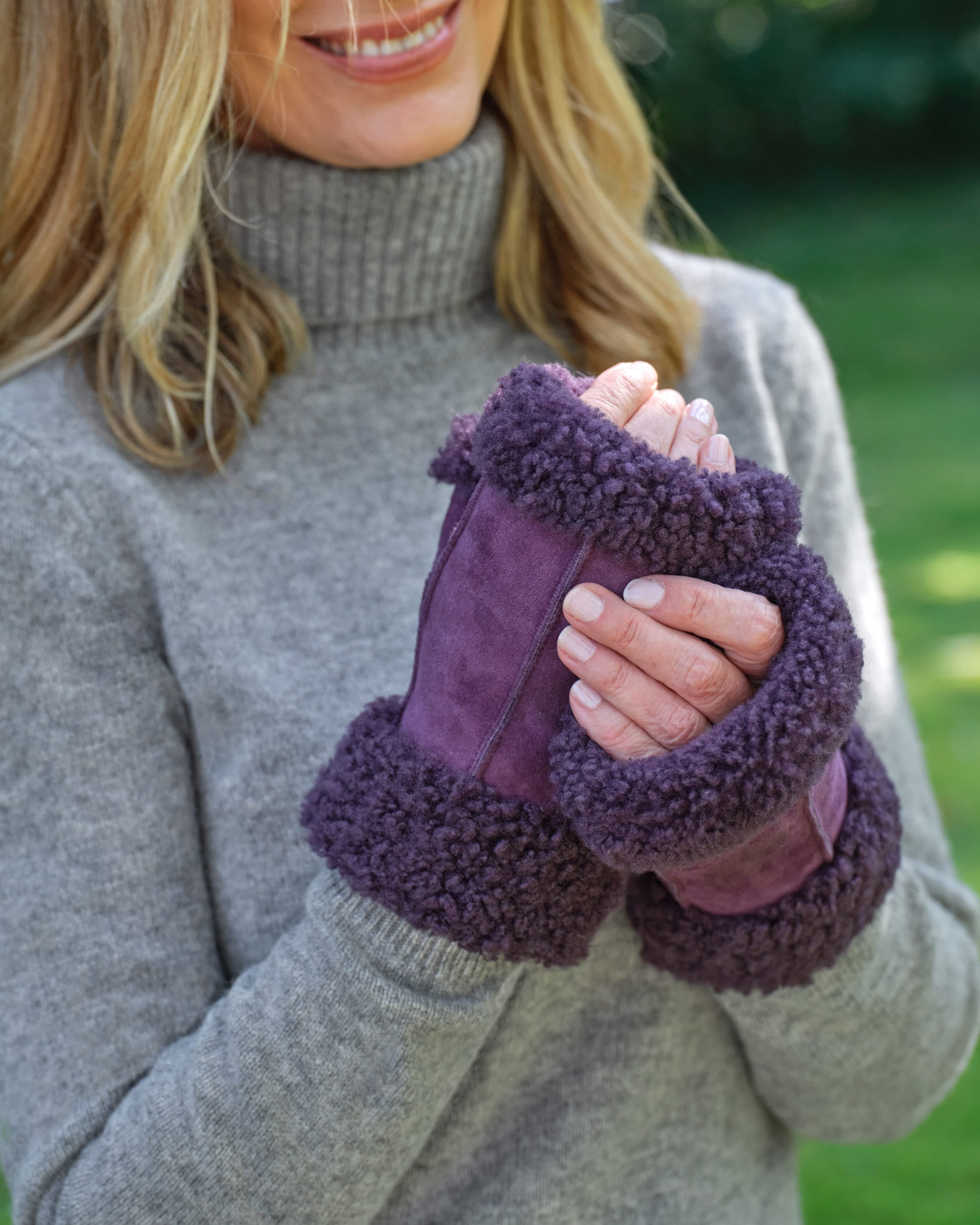 Purple | Fingerless Patch Mitten | WoolOvers US