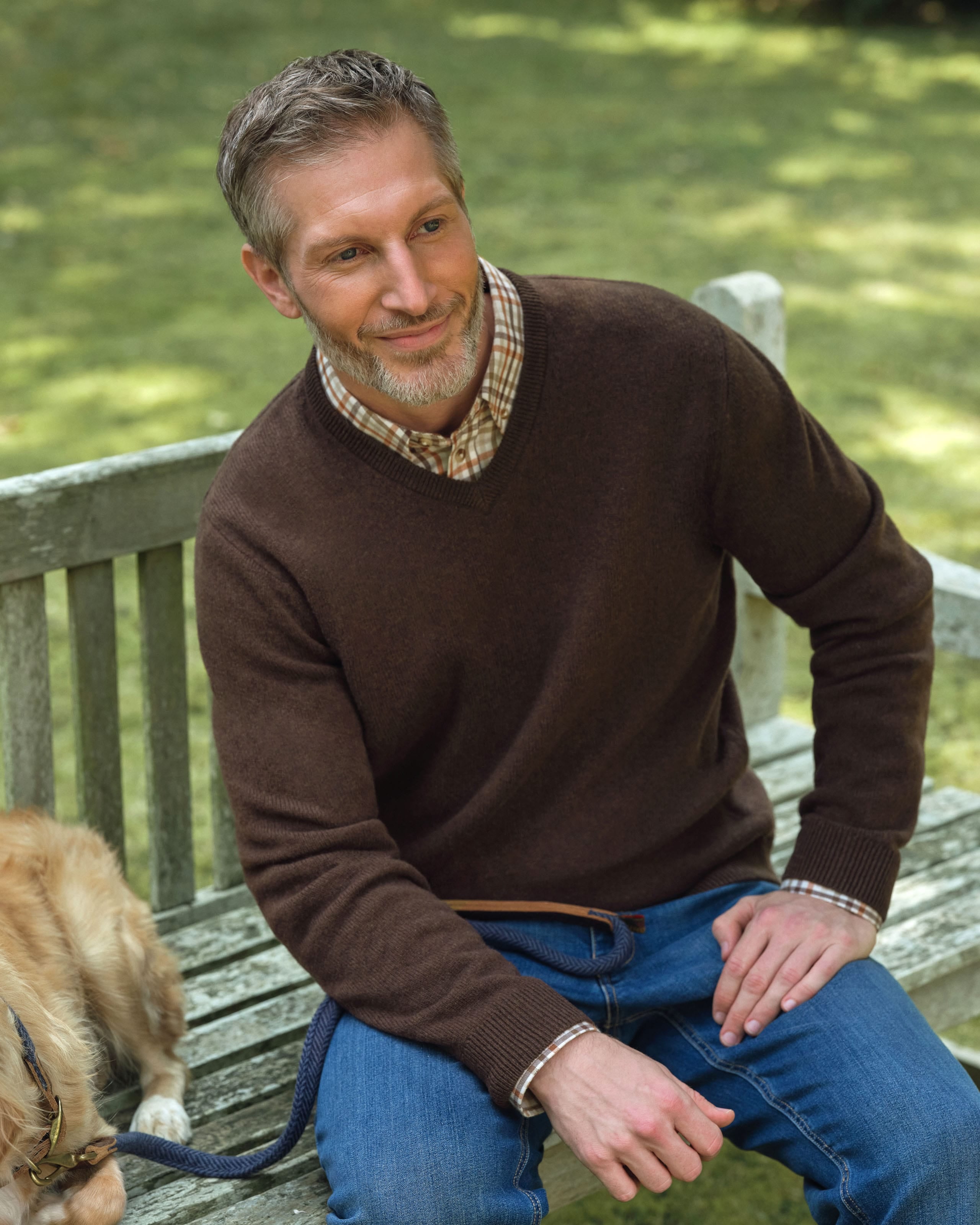 Brown Umber | Mens Lambswool V Neck Jumper | WoolOvers UK