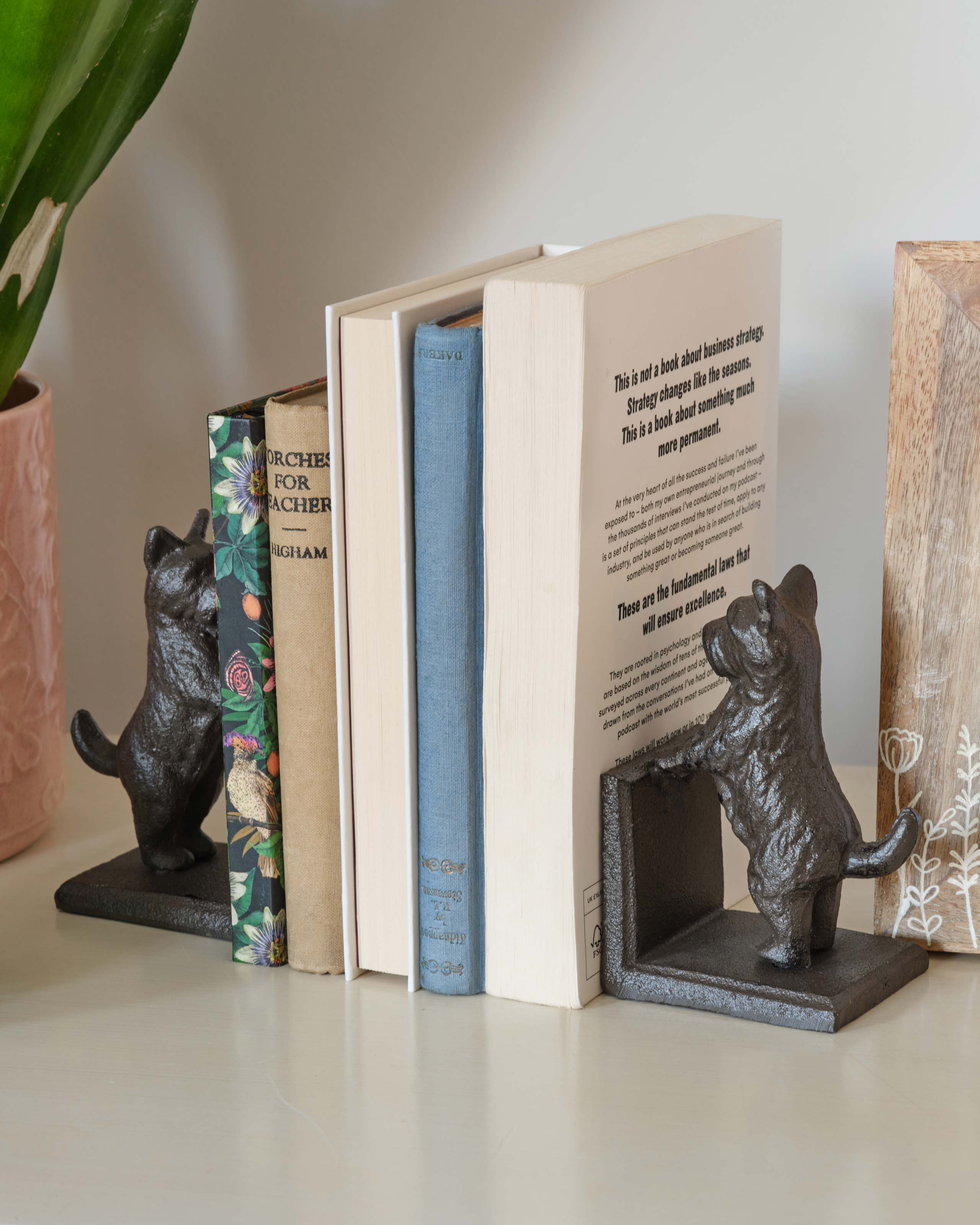 Dog | Cast Iron Bookends | WoolOvers UK