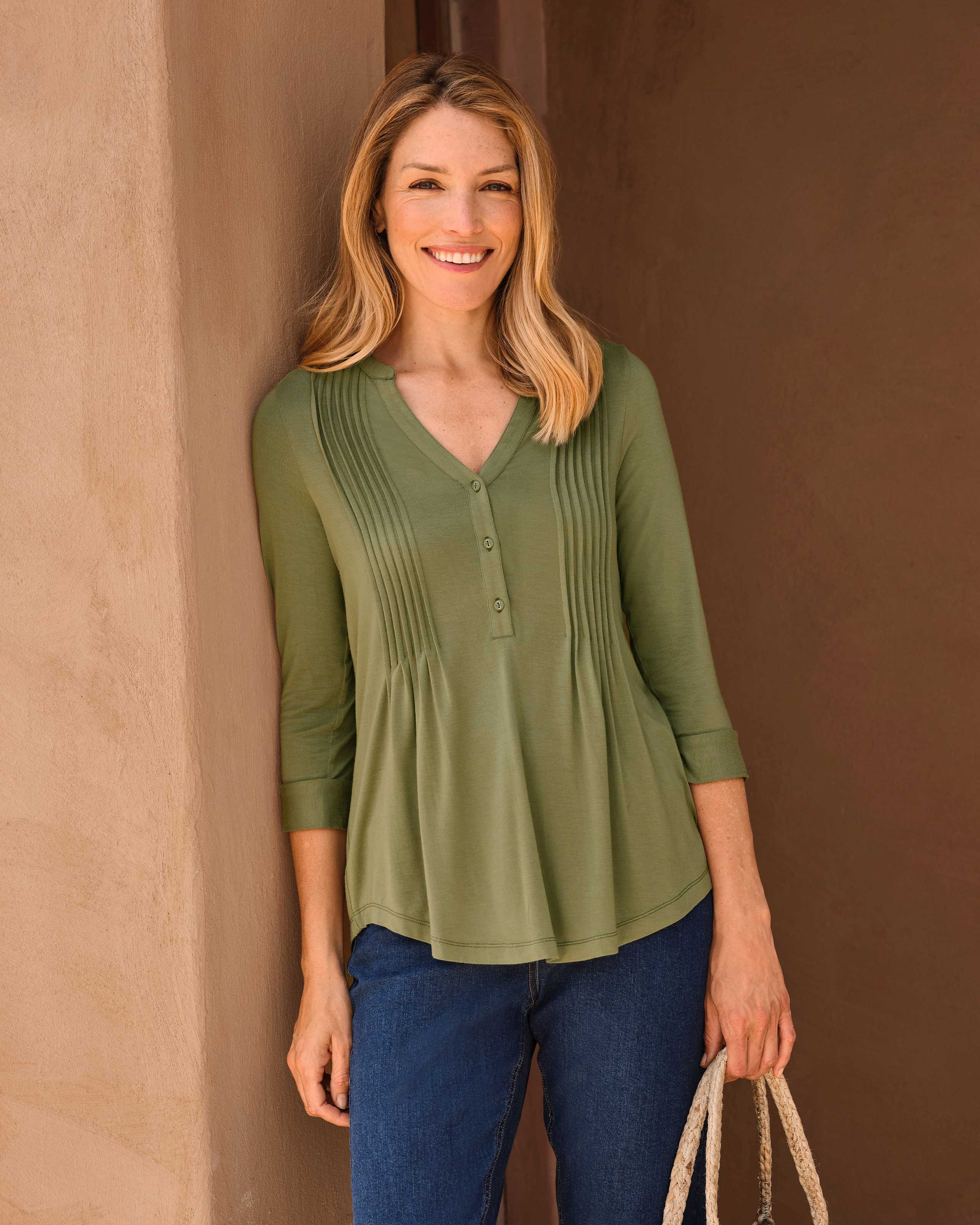 Womens Tops | Womens Shirts | Wool Tops | Wool Shirts | Wool Overs