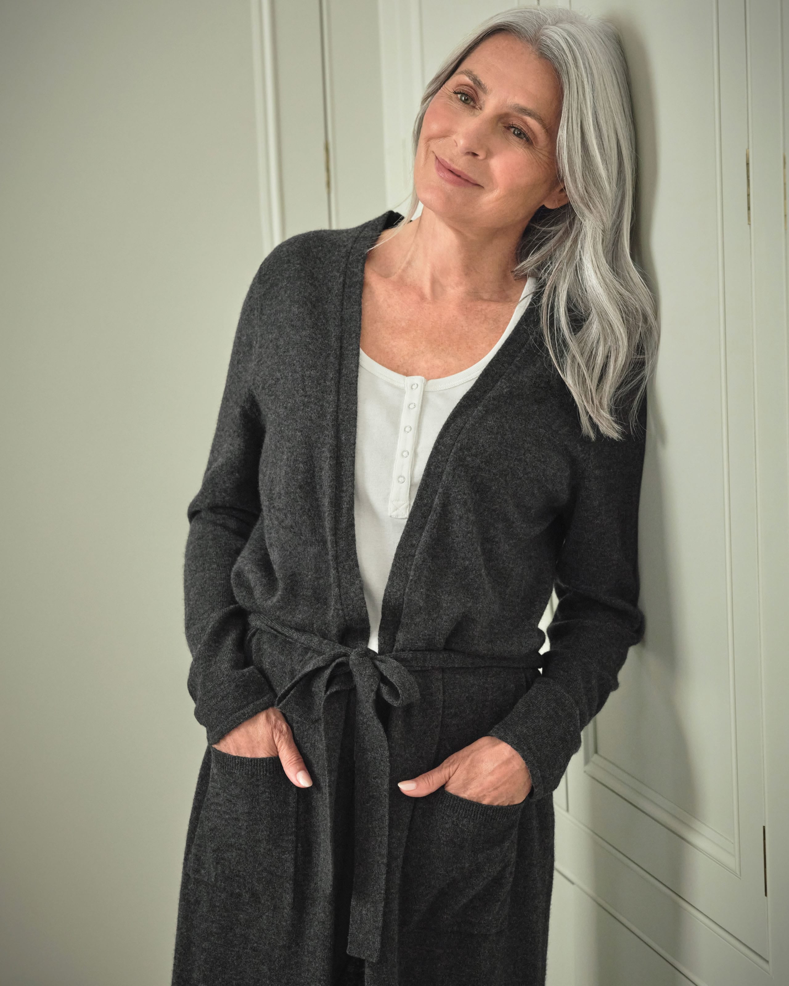 Dark Charcoal | Cashmere & Merino Luxe Dressing Gown | WoolOvers US
