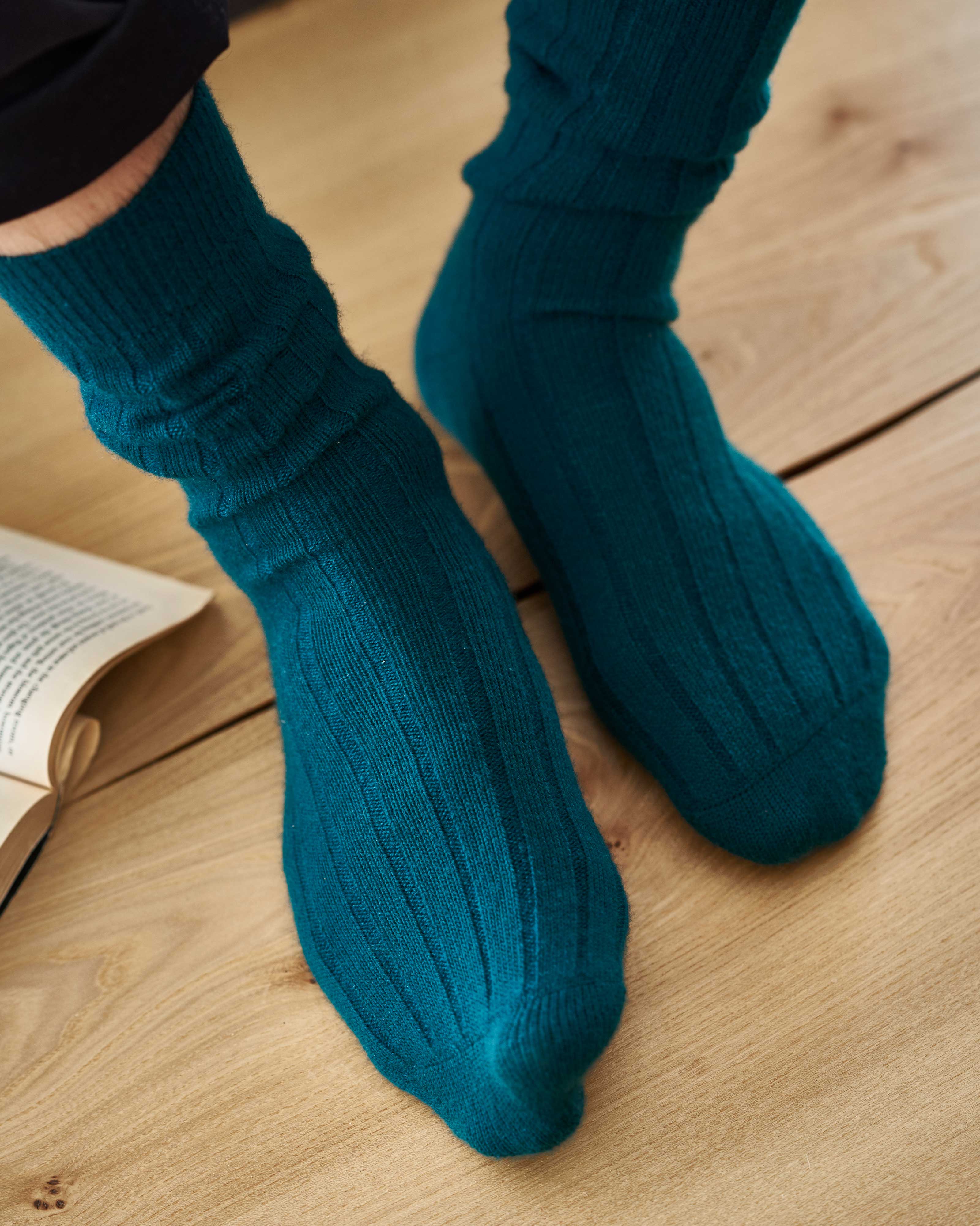 Forest Green | Mens Cashmere Socks | WoolOvers UK