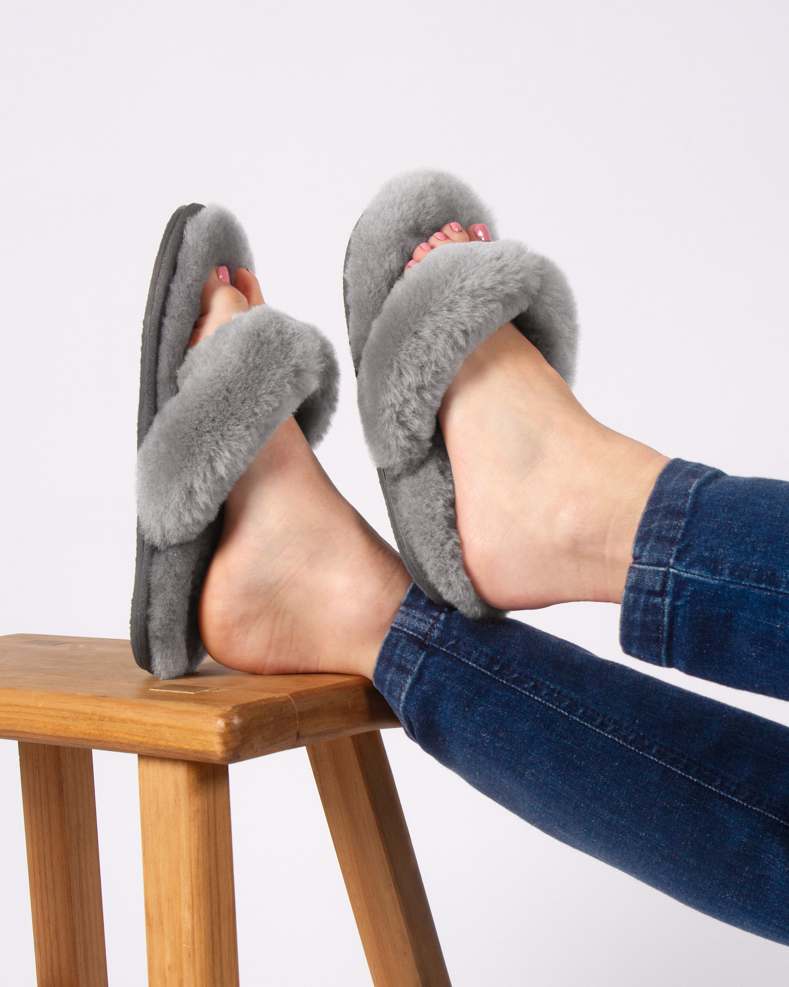 Grey | Womens Sheepskin ToePost Slipper | WoolOvers UK