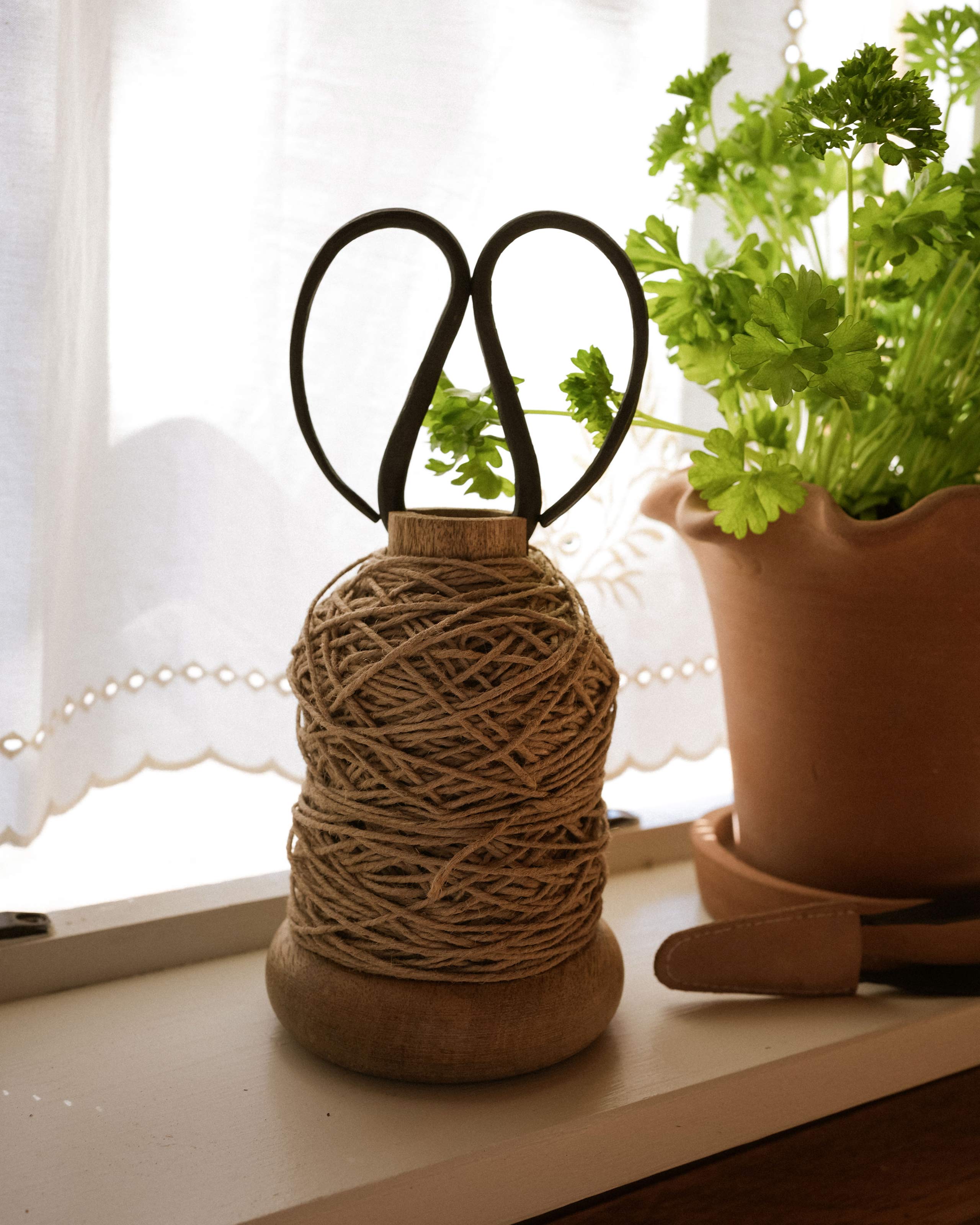 Natural | Scissors And Twine | WoolOvers UK