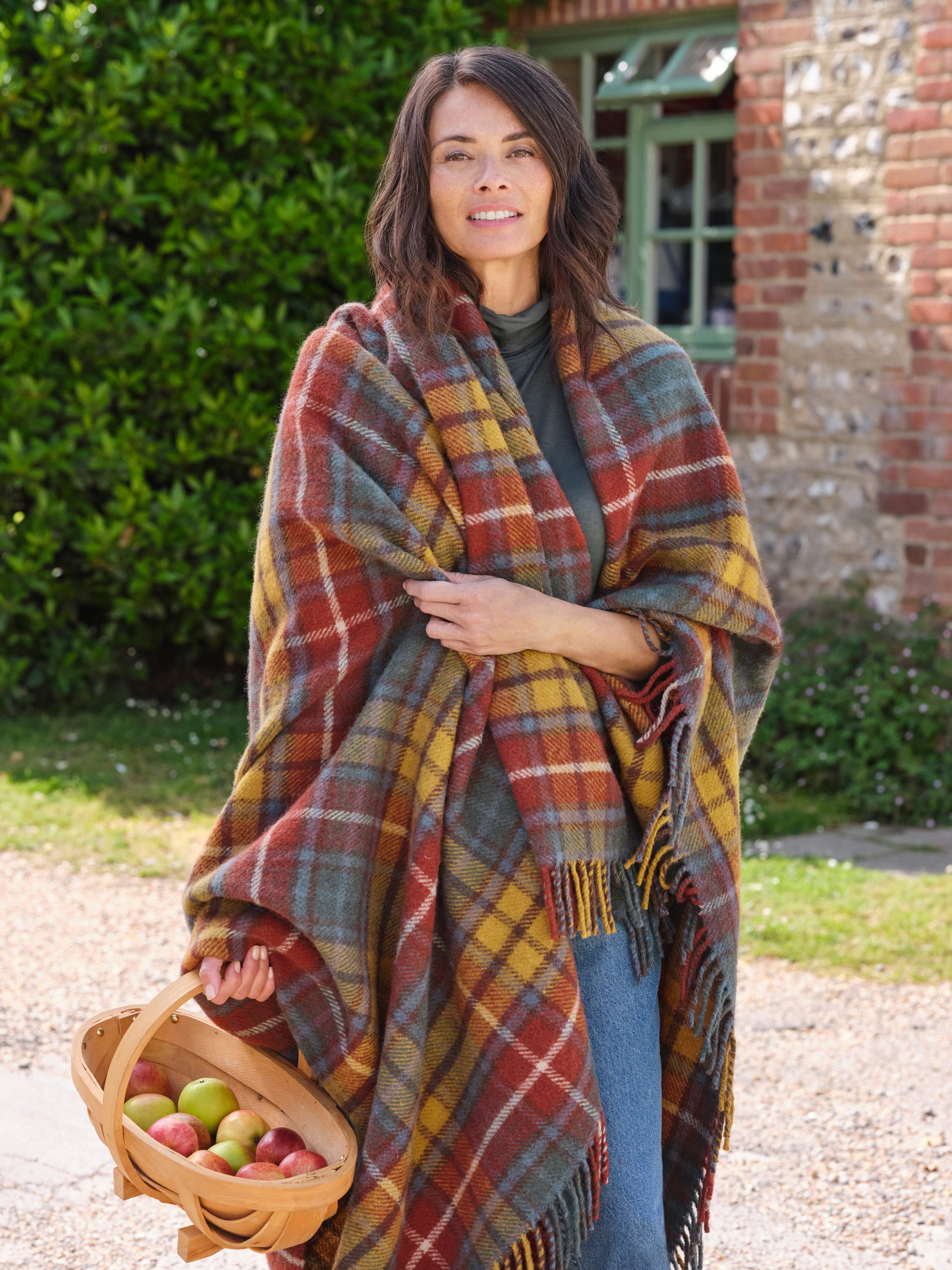 Antique/Red | Traditional Pure Wool Throw | WoolOvers US