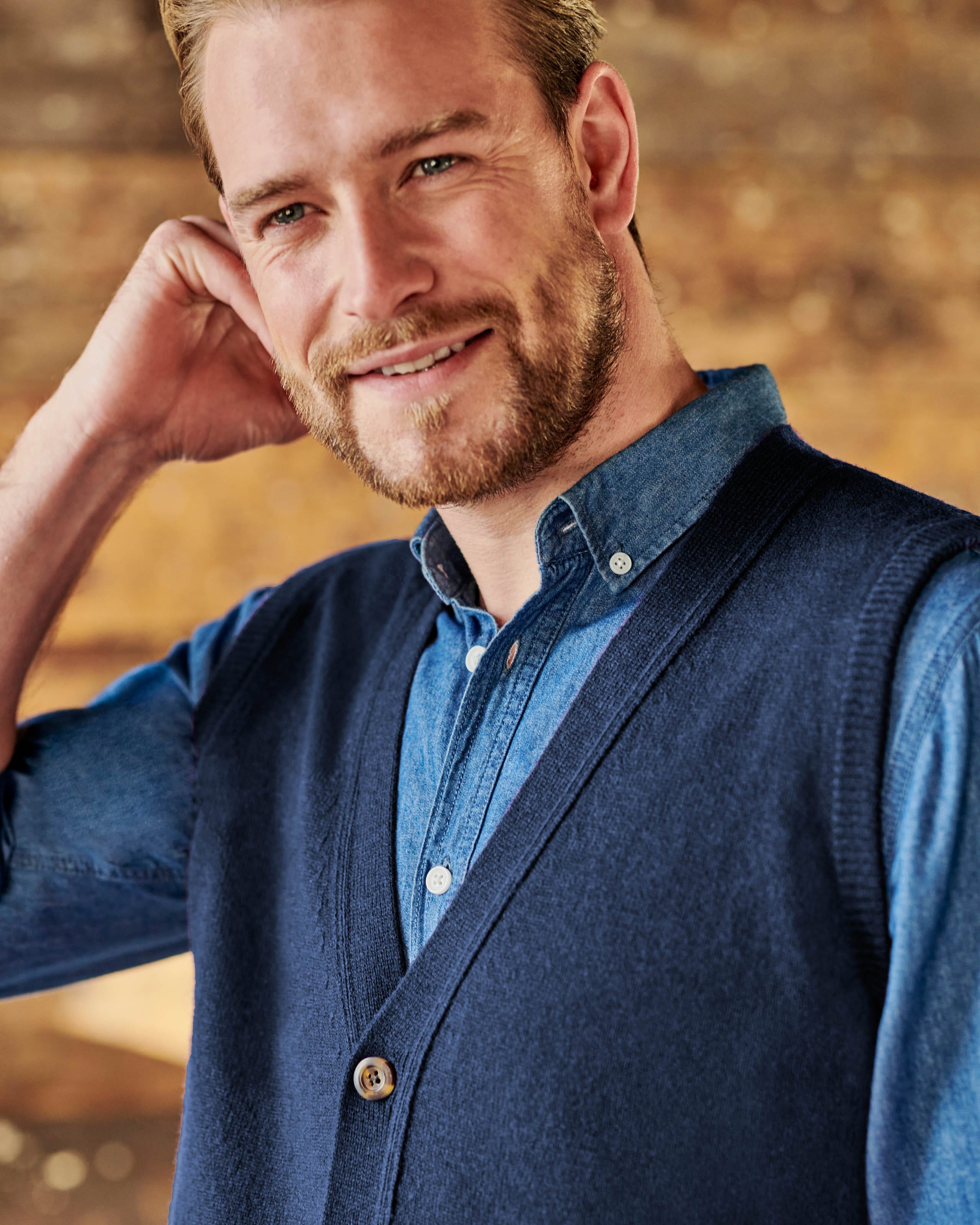 Pure Lambswool | Men's Lambswool Sweaters | WoolOvers US