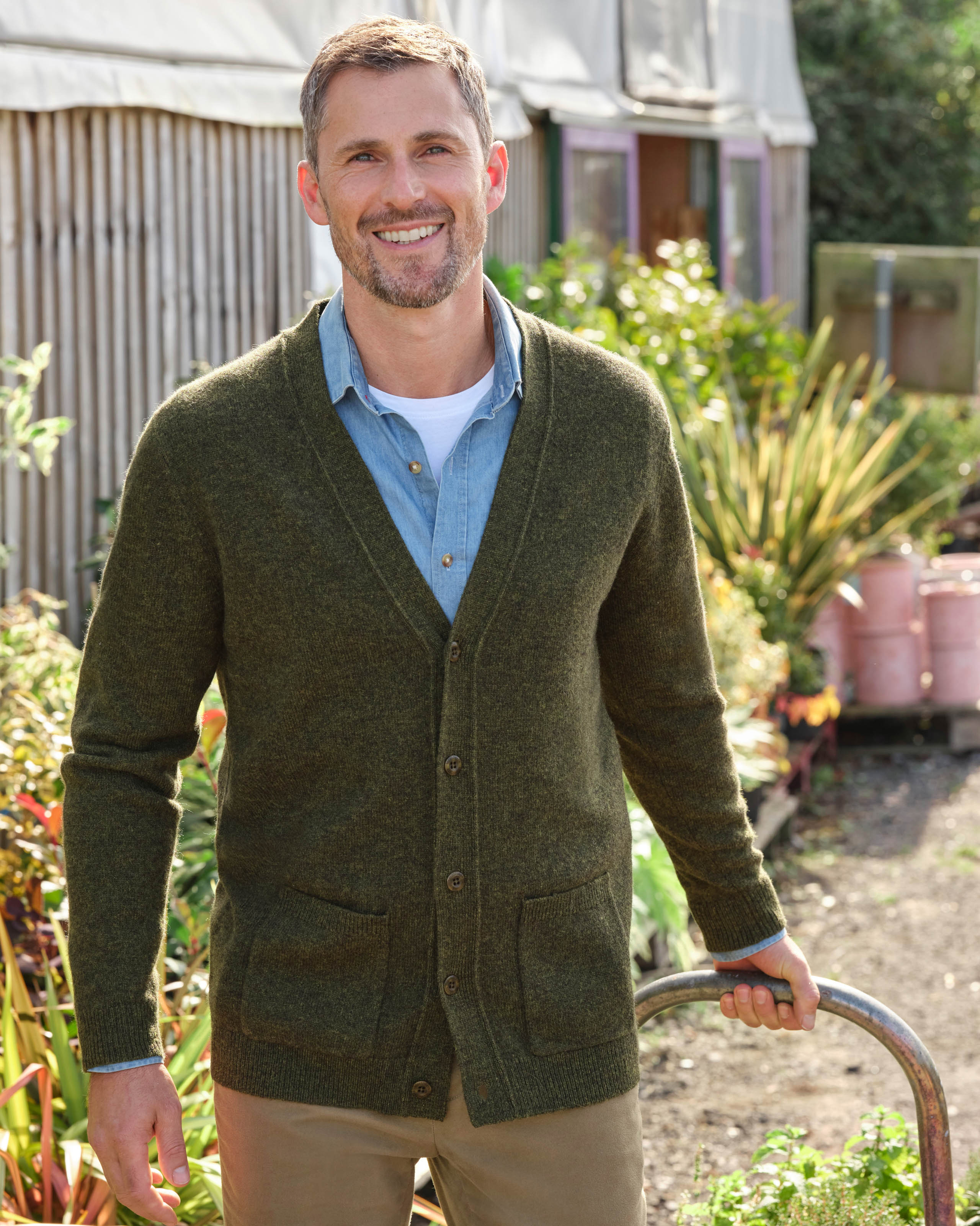Navy | Mens Lambswool V Neck Cardigan | WoolOvers UK