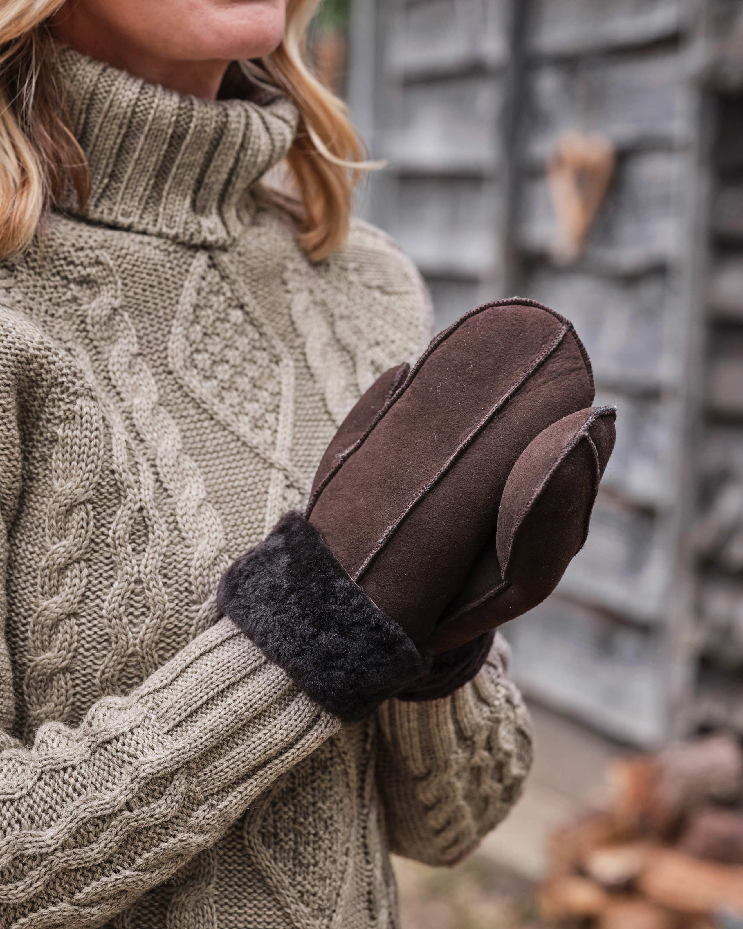 Brown | Sheepskin Split Seam Mittens | WoolOvers UK