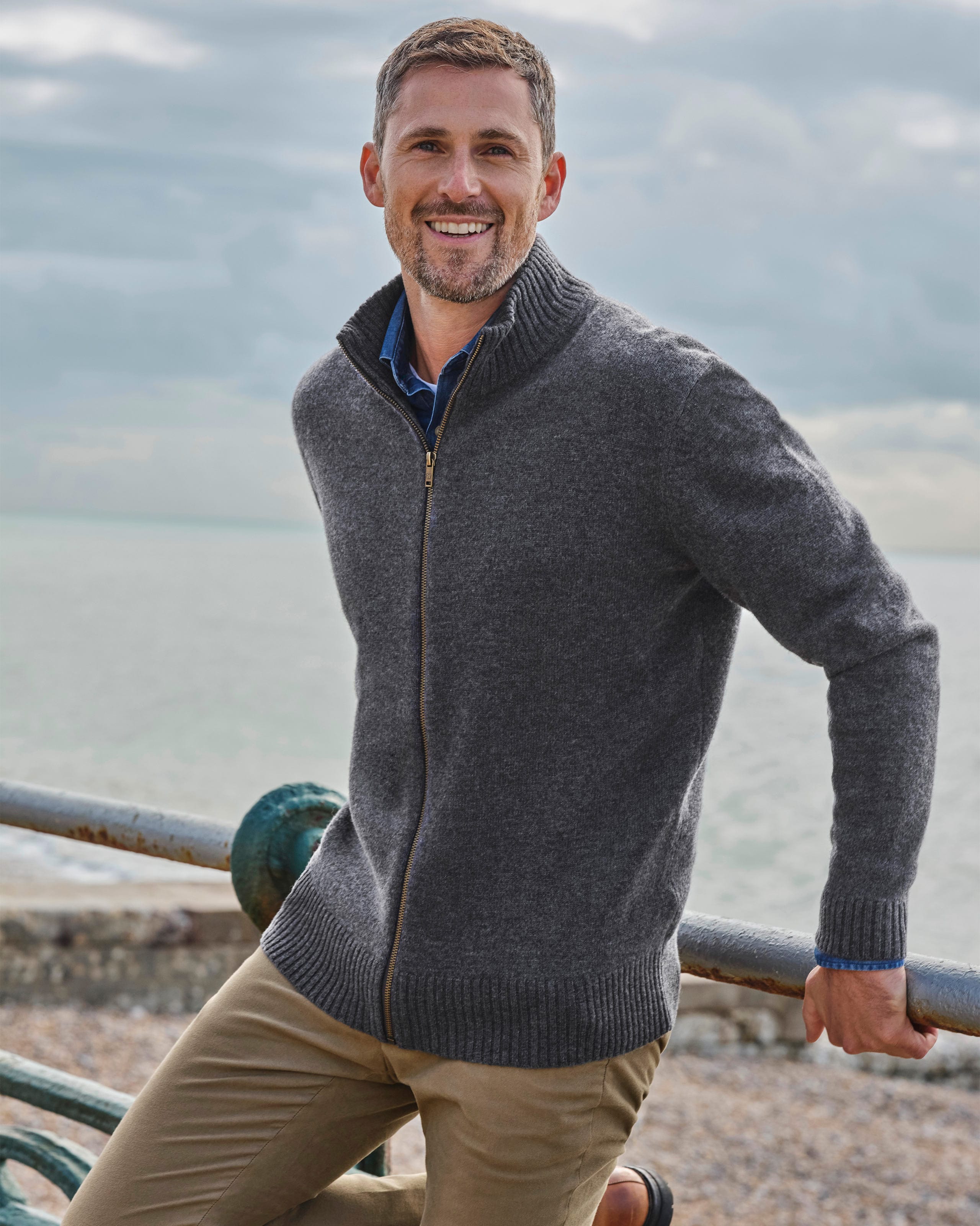 Pure Lambswool | Men's Lambswool Sweaters | WoolOvers US