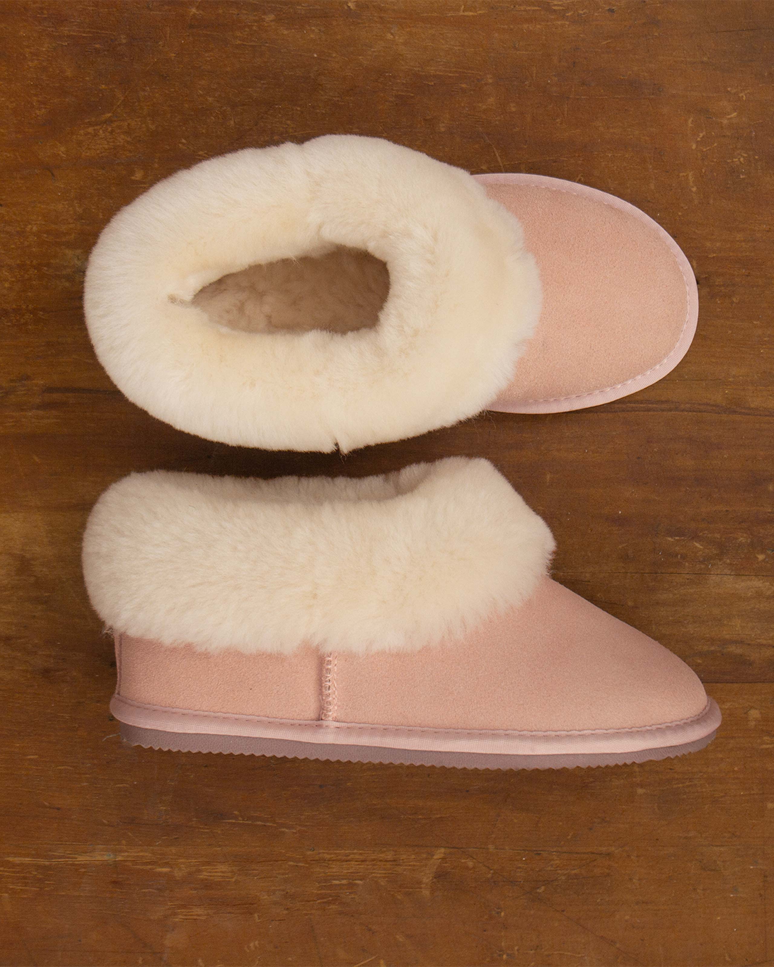Light Pink/Cream | Womens Short Sheepskin Slipper Boot | WoolOvers US