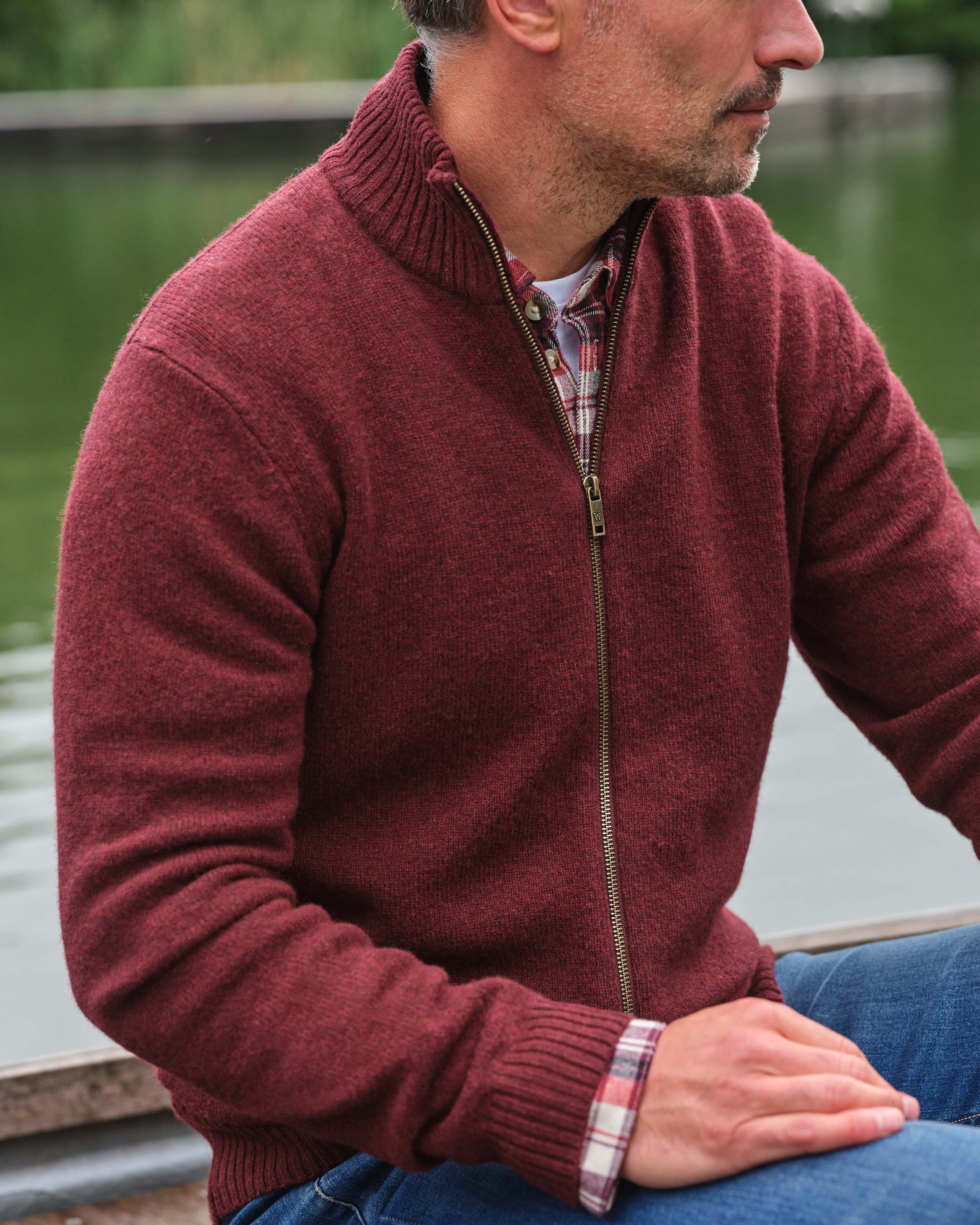 Cranberry | Mens Lambswool Lincoln Zipper Cardigan | WoolOvers US